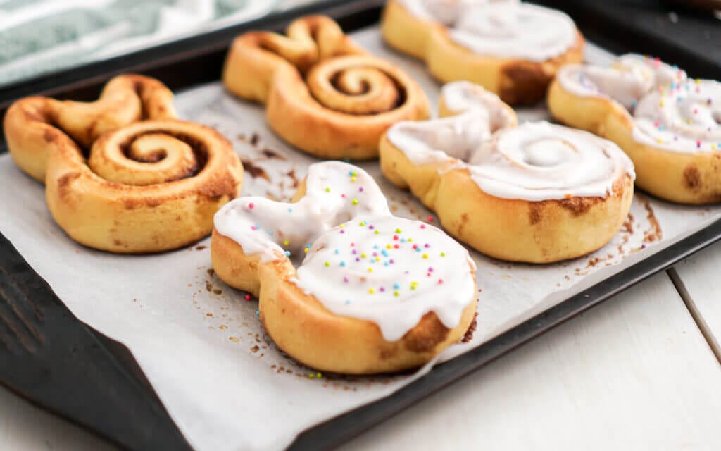 Alie’s Cinnamon Roll Bunnies - Baking for Friends