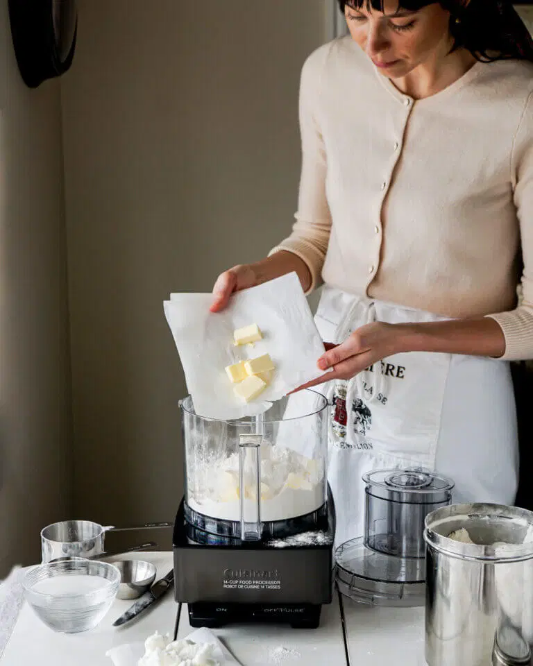Top 20 Equipment and Tools for Bakers - Baking for Friends